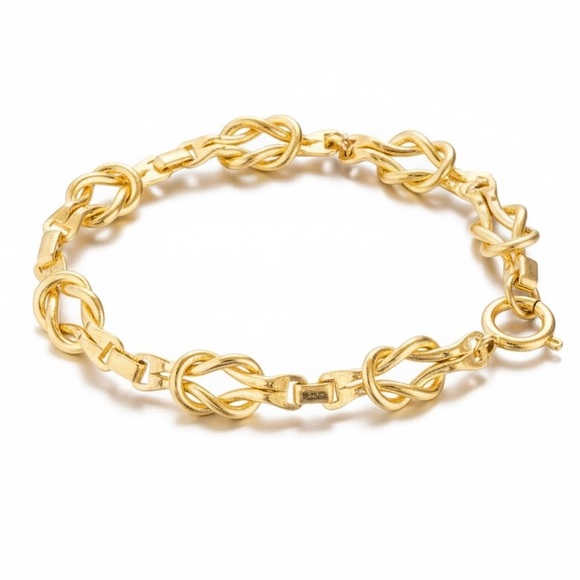 Anthropologie | Jewelry | Anthropologie Serefina Gold Interlocking Knot ...